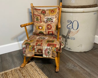 Vintage Williamsburg Musical Kids Wooden Rocking Chair With Musical Box ...