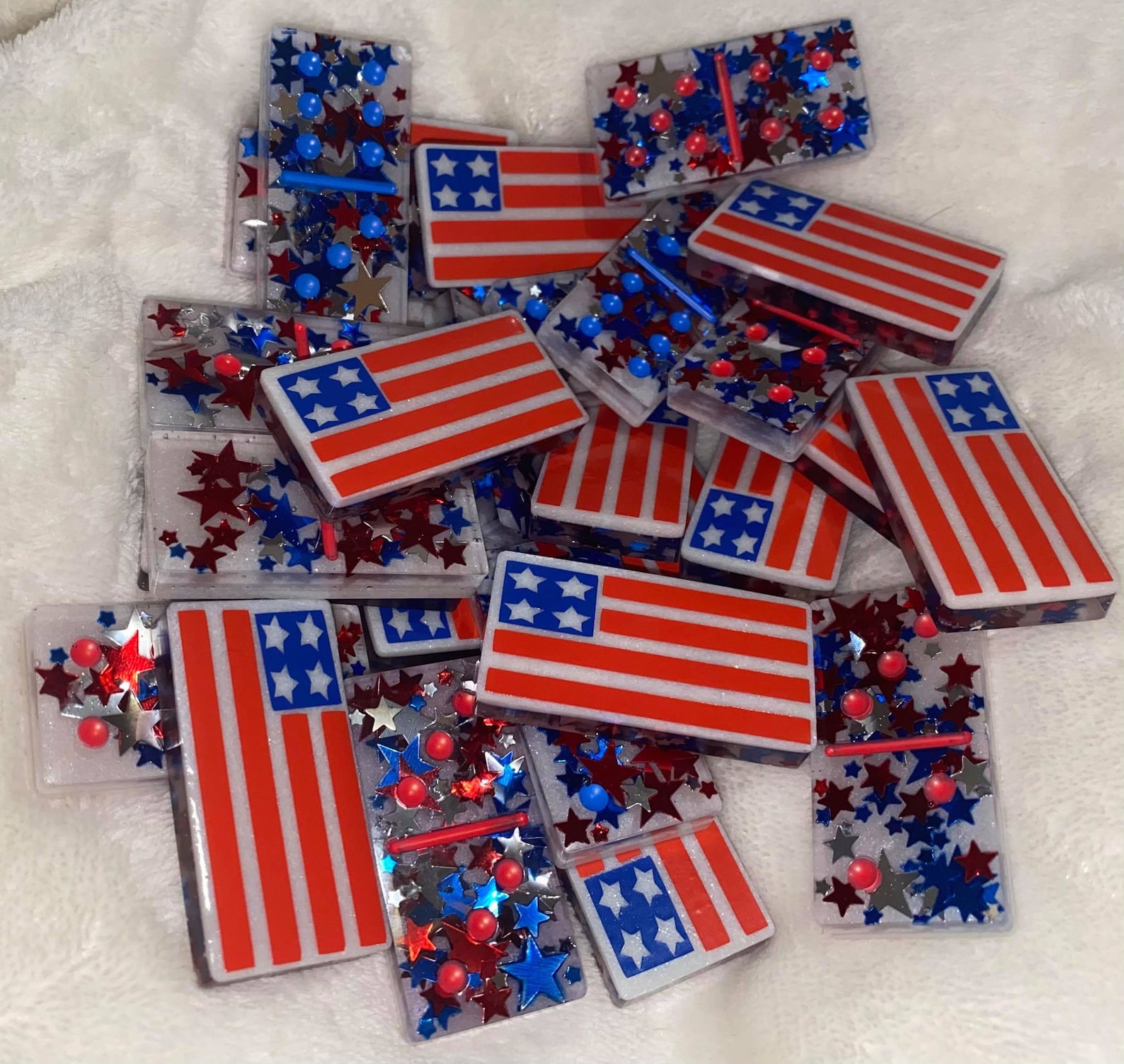 Red, White and Blue Domino Set | Double 6 & Double 9 Domino Sets ...