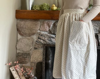 Old Fashioned Apron - Etsy