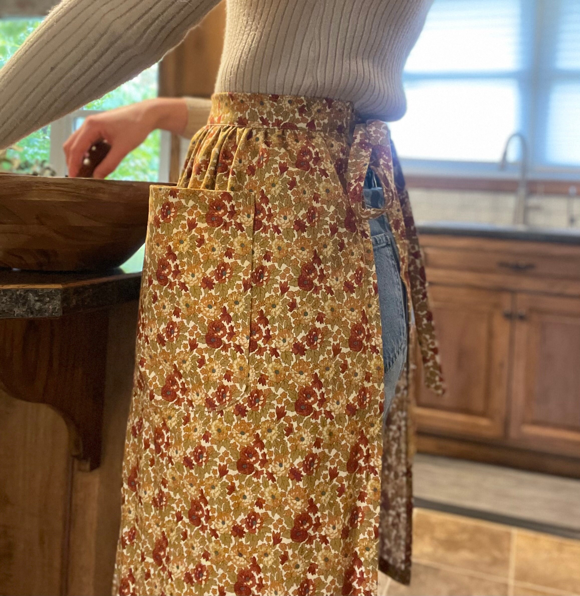 Prairie Half Apron | Old Fashioned Vintage Style | Acorn Harvest Fall ...