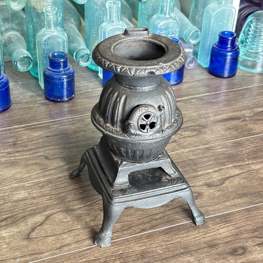 Vintage Cast Iron Miniature Woodstove: Potbelly Oven Decor. Salesman ...