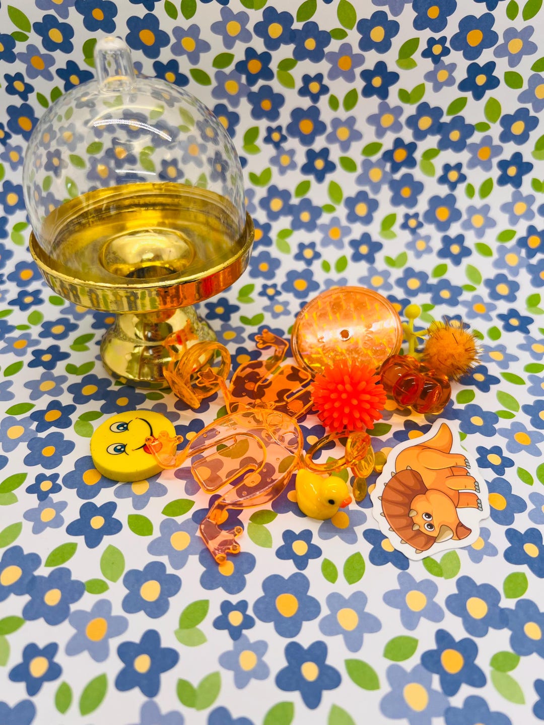 Charming Trinkets in Cute Mini Cake Stand Decorative Jewelry Holder ...