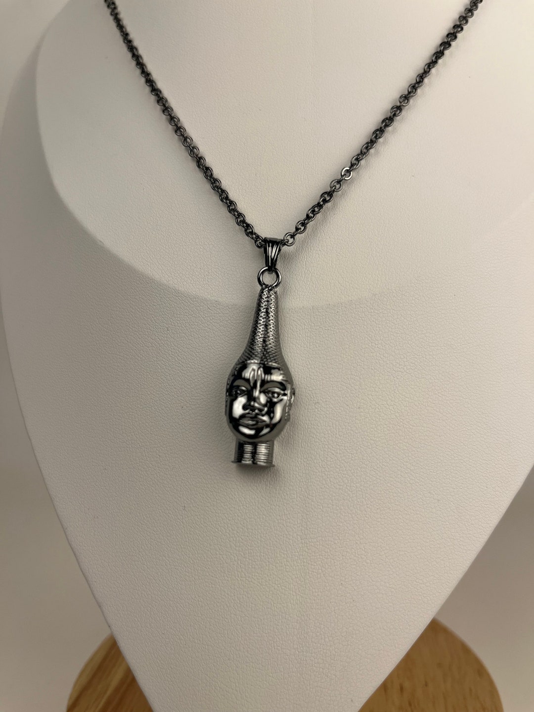 Queen Idia Mask Necklace - Version 2 Princess Look Black - Etsy