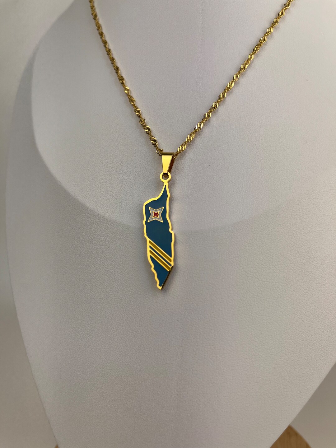 Aruba Map With Flag Necklace - Etsy