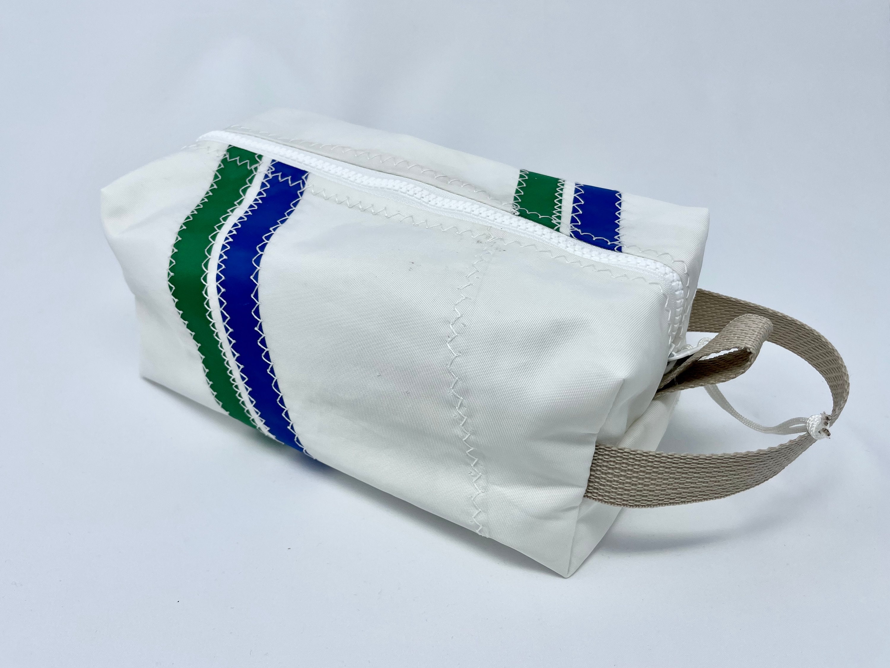 Upcycled Sailcloth Dopp Kit / Crew Bag / Toiletry Bag zipper ...