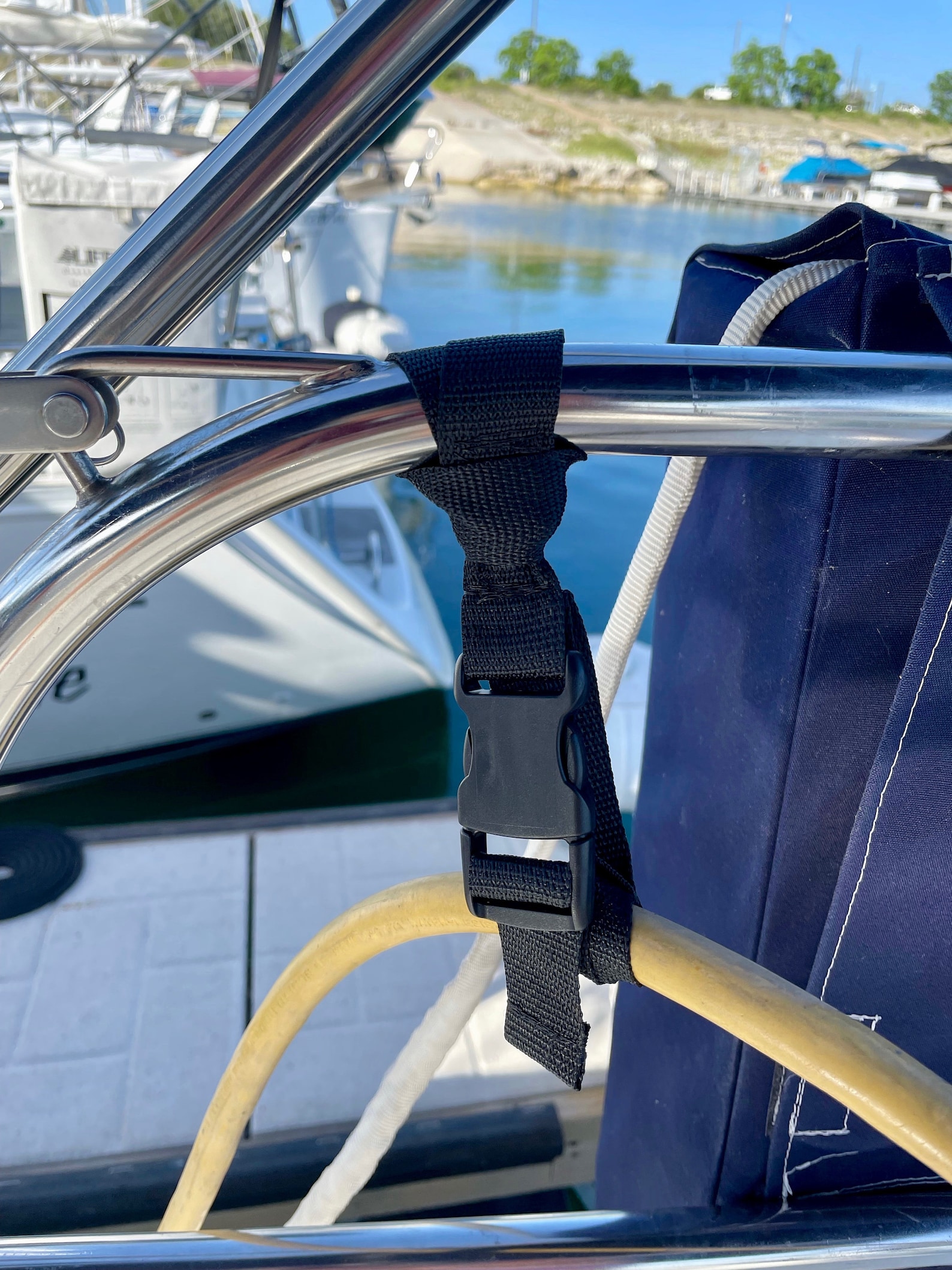 Set of 2 or 4 UV Resistant Rail / Lifeline Mounted Straps W Quick ...