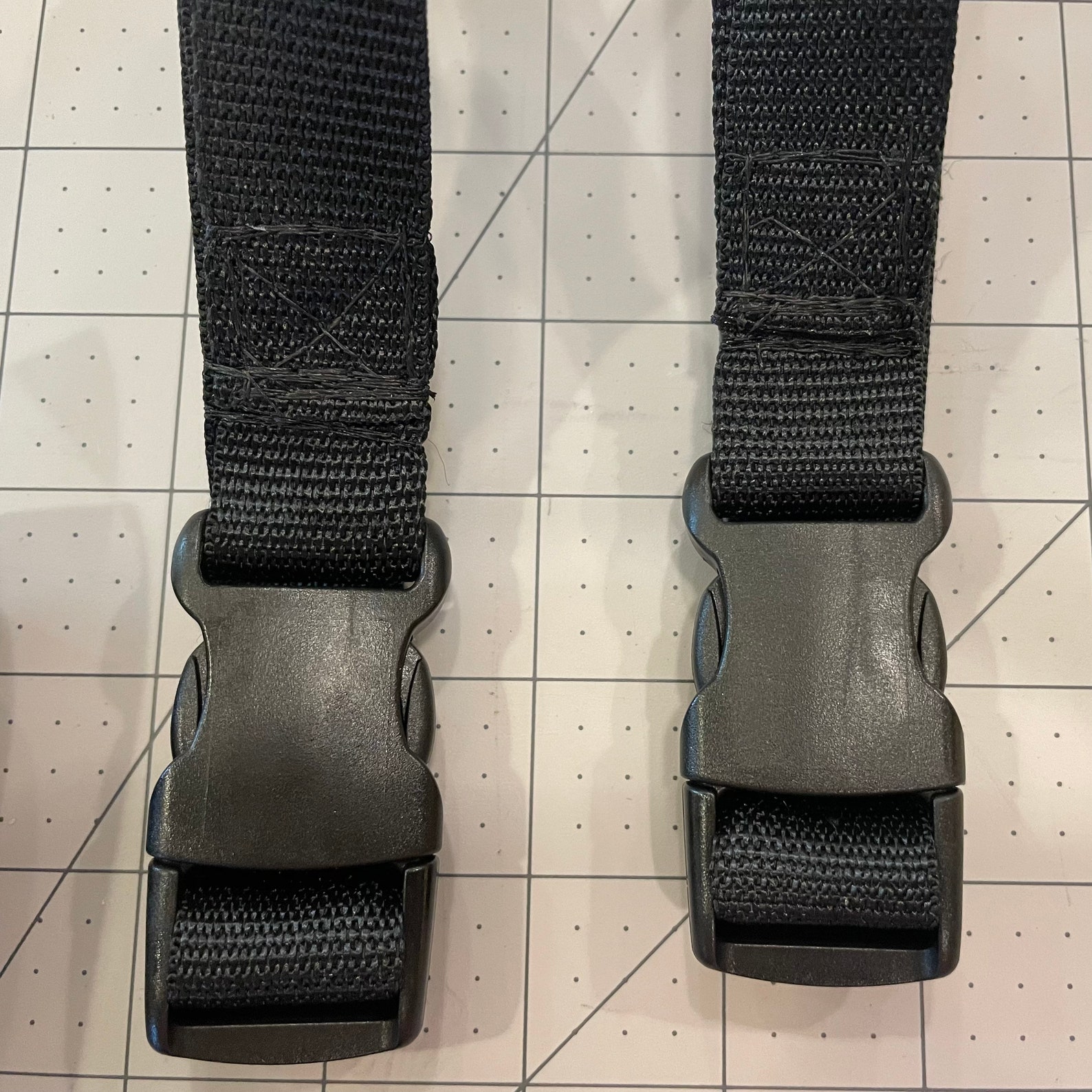 Set of 2 or 4 UV Resistant Rail / Lifeline Mounted Straps W Quick ...
