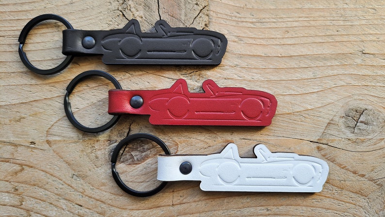Silhouette Leather Keychain for Shelby AC Cobra Key Fob - Etsy