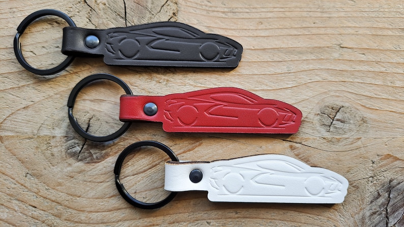 Silhouette Leather Keychain for Vette C8 Key Fob - Etsy