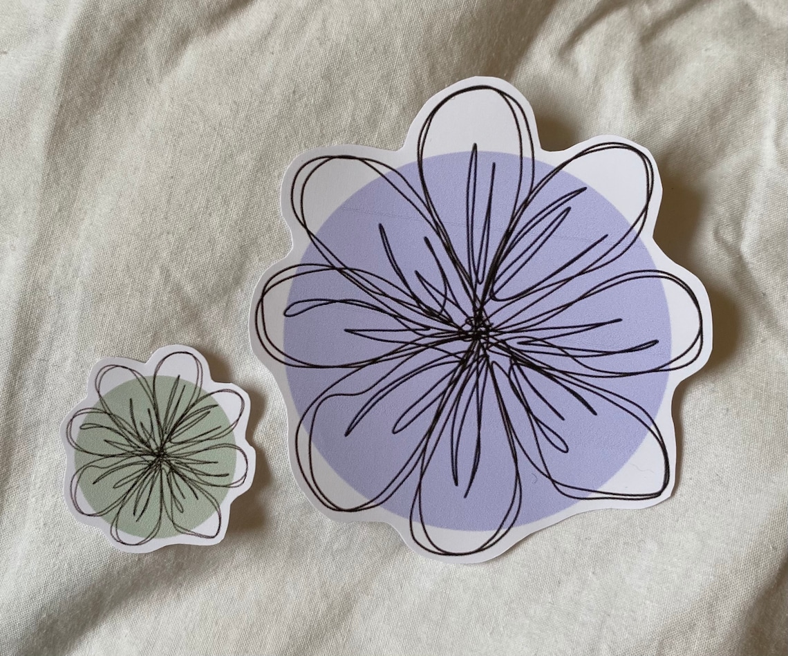 Floral outline vinyl sticker | Etsy