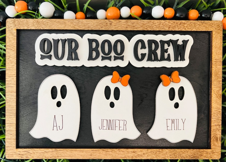 Personalized Ghost Family Sign Halloween Family Name Sign - Etsy