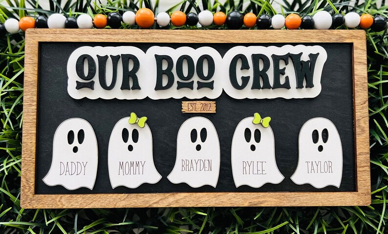 Personalized Ghost Family Sign Halloween Family Name Sign - Etsy