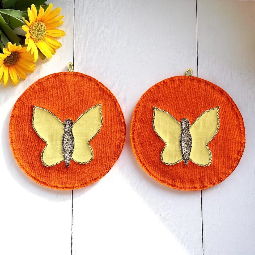 Cute Vintage Handmade Retro Round Orange Cloth Hot Pads With Hand ...