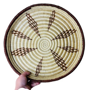 Vintage Bohemian Pair of African Hand Woven Rwanda Sisal Fiber Coil ...