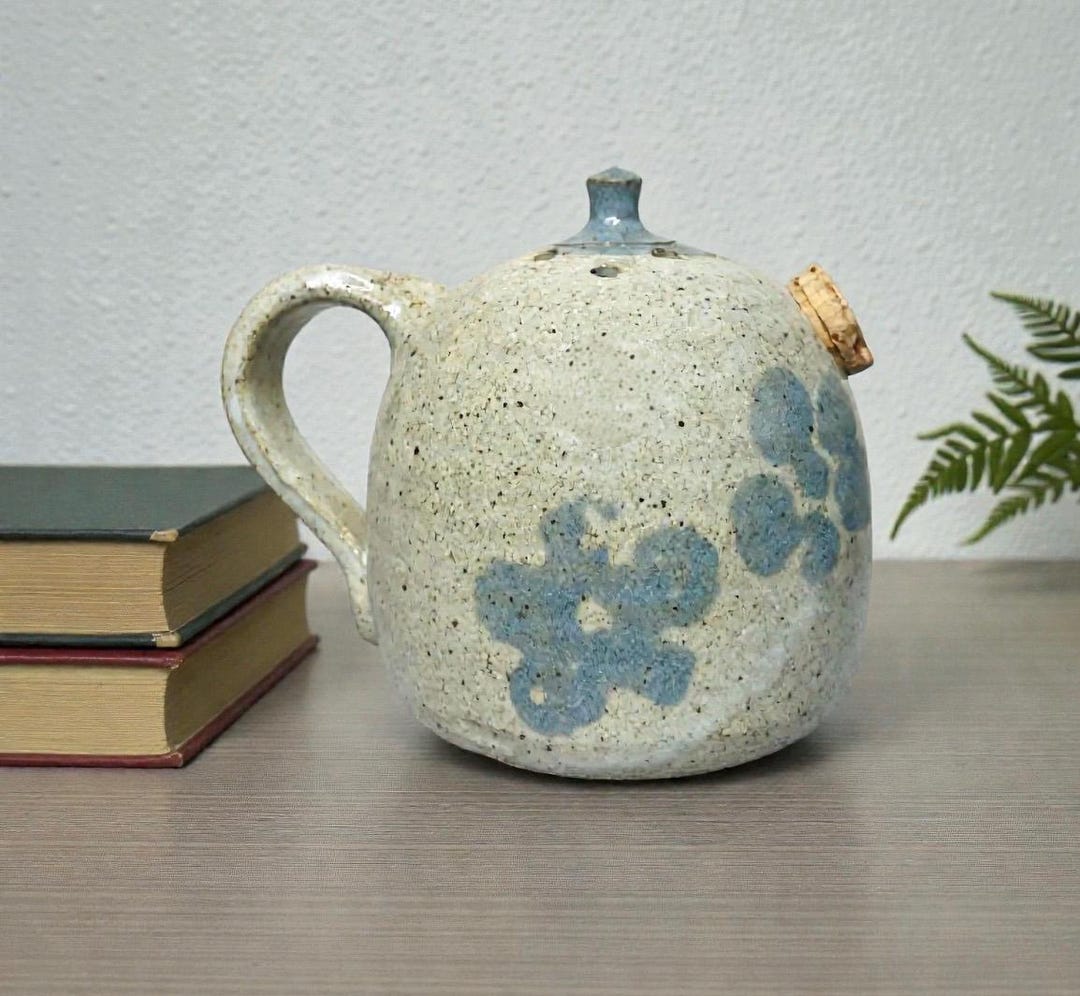 Vintage Handmade Thrown Pottery Shaker W/gray/cream Speckled Glaze ...