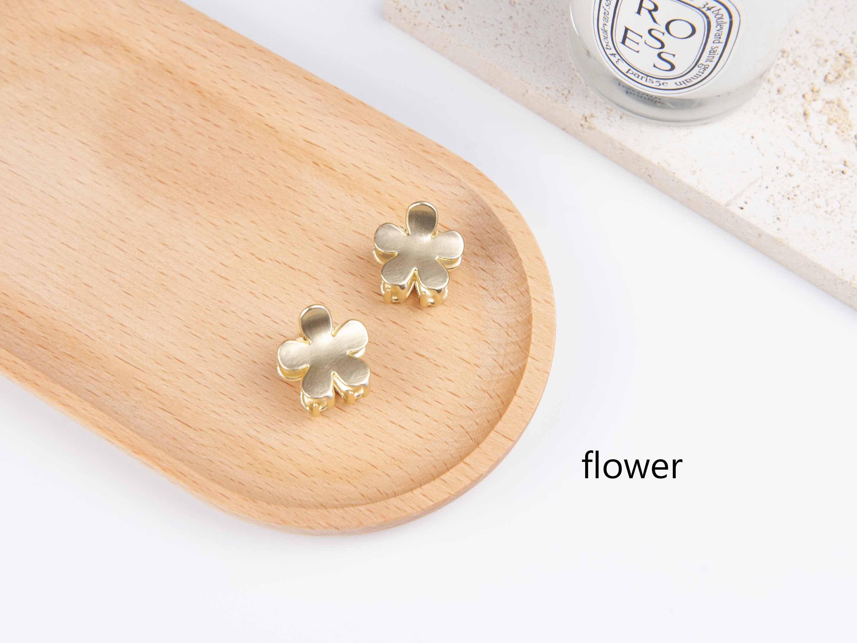 Mini Matte Gold Flower and Heart Hair Clip/ Small Metal Hair - Etsy