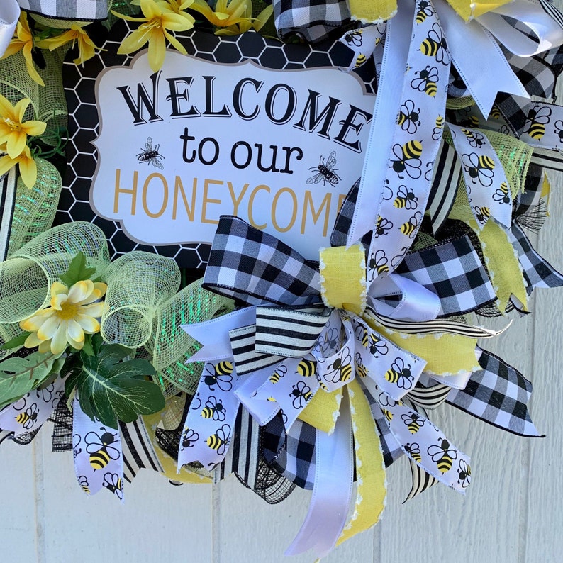 Bumble Bee Wreath Porch Décor, Bee Welcome Wreath, Welcome Honey Bee ...