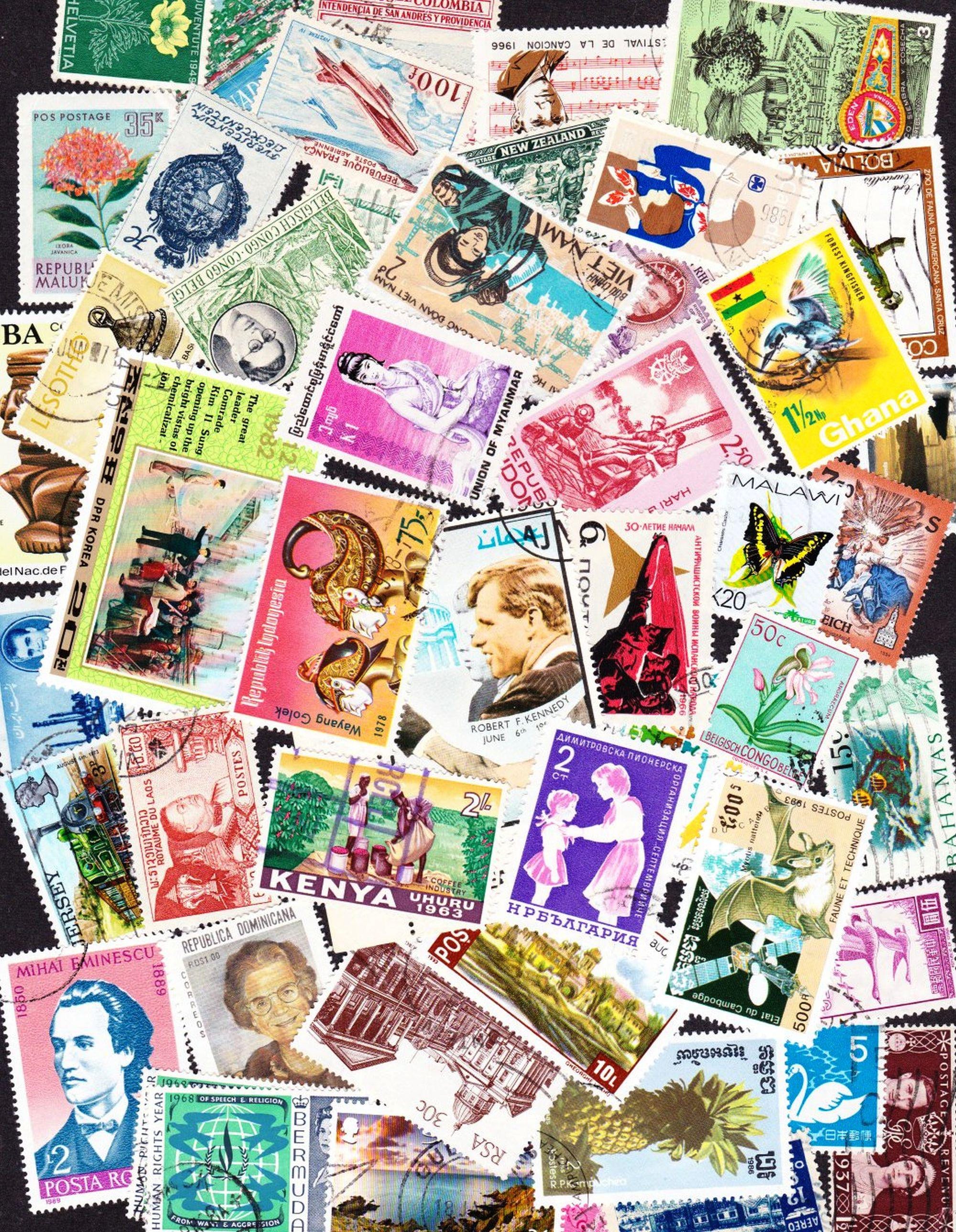 All World 5.000 Different Stamps (stamps For Collectors All World 5000 ...