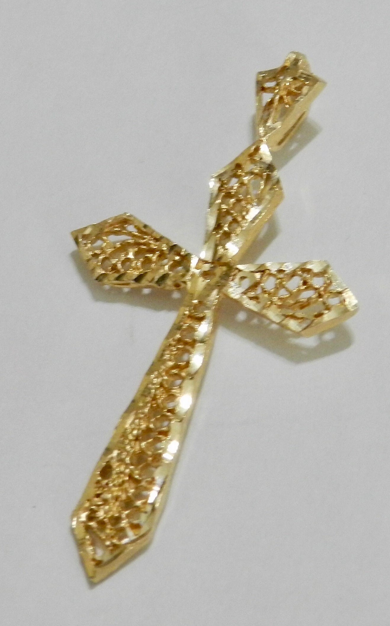 14k Solid Gold Open Work Filigree Cross Pendant - Etsy