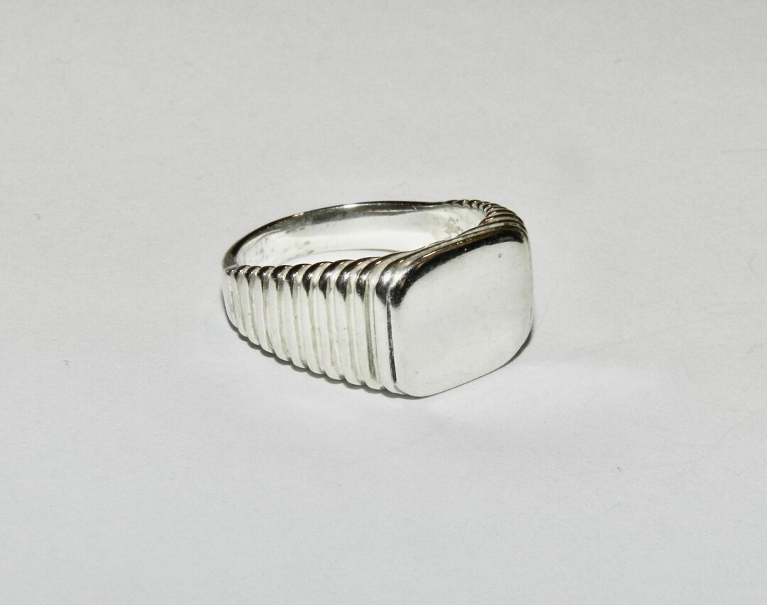 Silver Signet Ring/fluted Shank/925 - Etsy