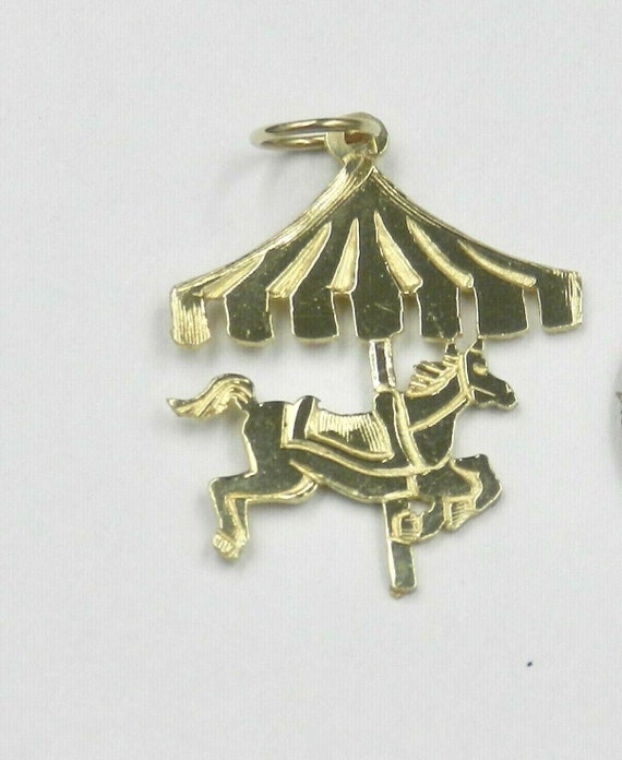 14k Gold Merry Go Round Carousel Pendant Charm - Gem