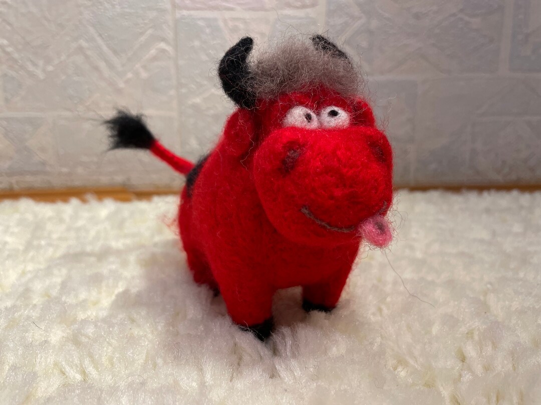 Red Bull, Felt Figure Made of Wool, Handmade Decoration - Etsy