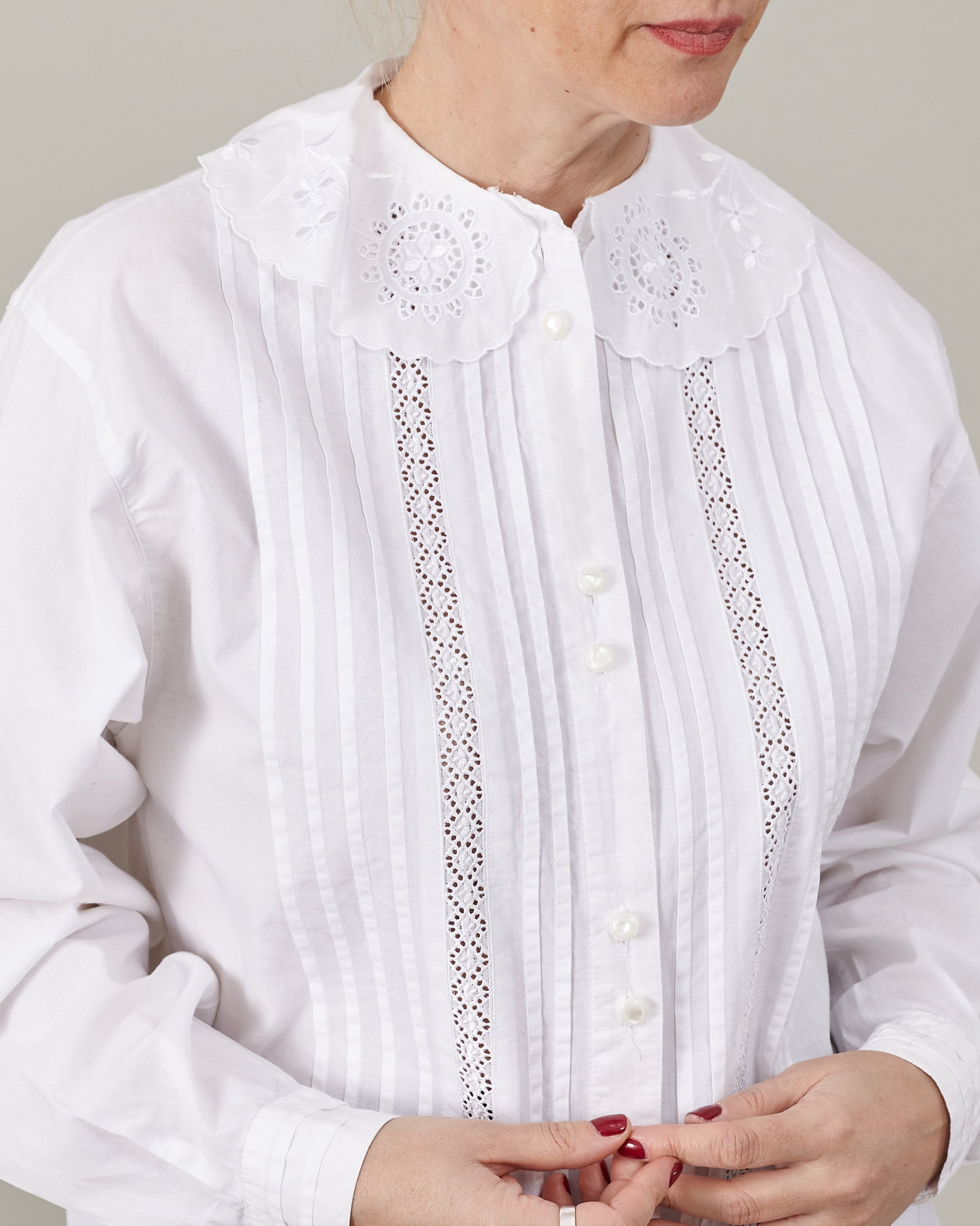 Vintage Pure White Cotton Blouse for Women Size M, Embroidered Collar ...