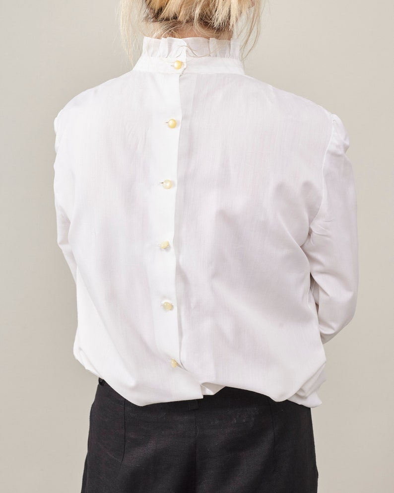 Vintage White Blouse With Ruffled tunic Collar, Embroidered Design With ...