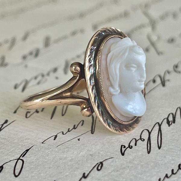 Cameo Ring - Etsy