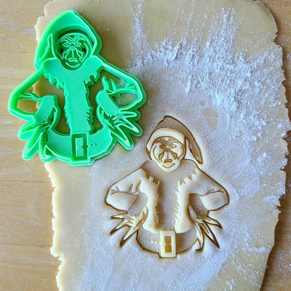 Grinch Cookie Cutter - Etsy