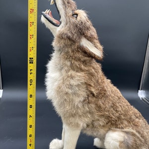 Howling Wolf Realistic Model Figurine 19 X 13 Handmade With Rabbit Fur ...