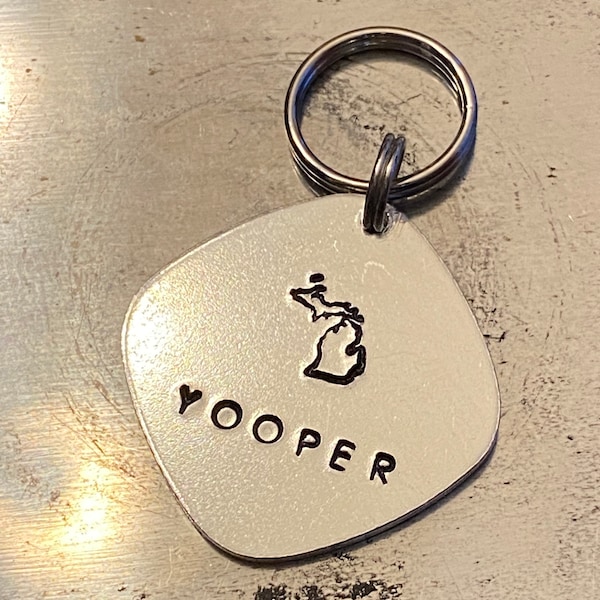 Upper Peninsula Michigan Keychain - Etsy