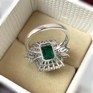 Luxury Emerald Antique Ring, Emerald Cut Emerald Good Bespoke ...