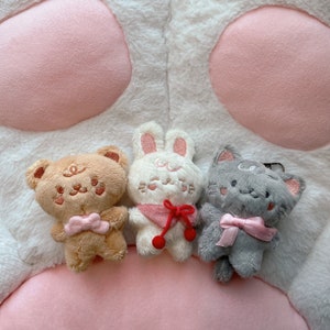 Pepper Cat Plush Keychain | Kawaii Cat Keychain, Plush Keyring, Plushie ...