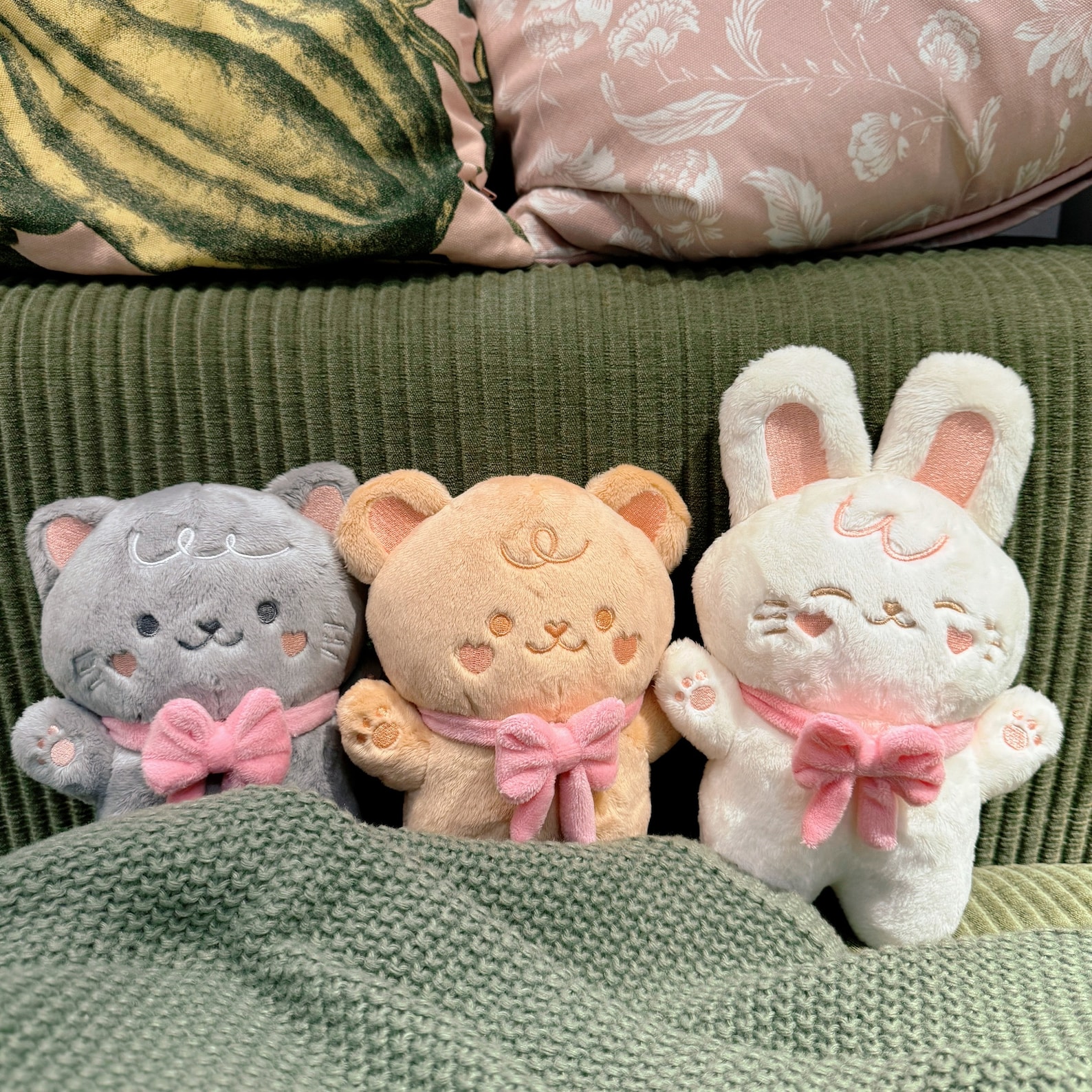 Mochi Chonky Bunny Plush | Kawaii Bunny, Cute Plush, Bunny Plushie ...