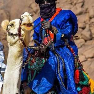 Handmade Indigo Tuareg Scarf: Berber Desert Turban - Etsy