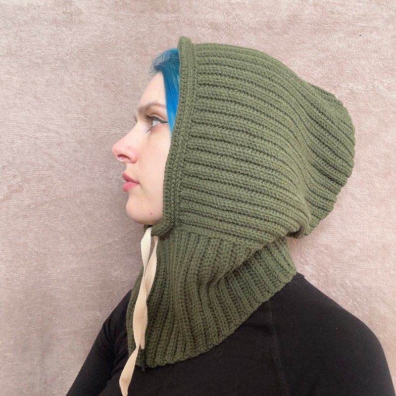 Anime Bonnet - Etsy