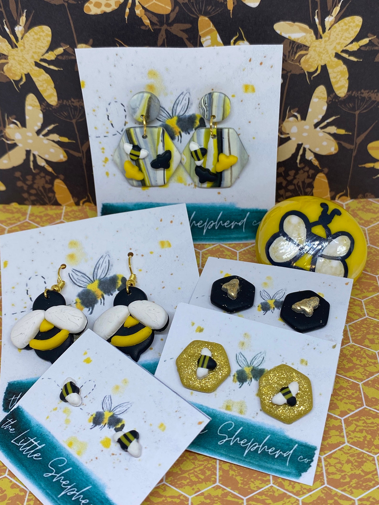 Bumble Bee Pocket Hug: Hand-painted Glass Fidget Pebble - Etsy