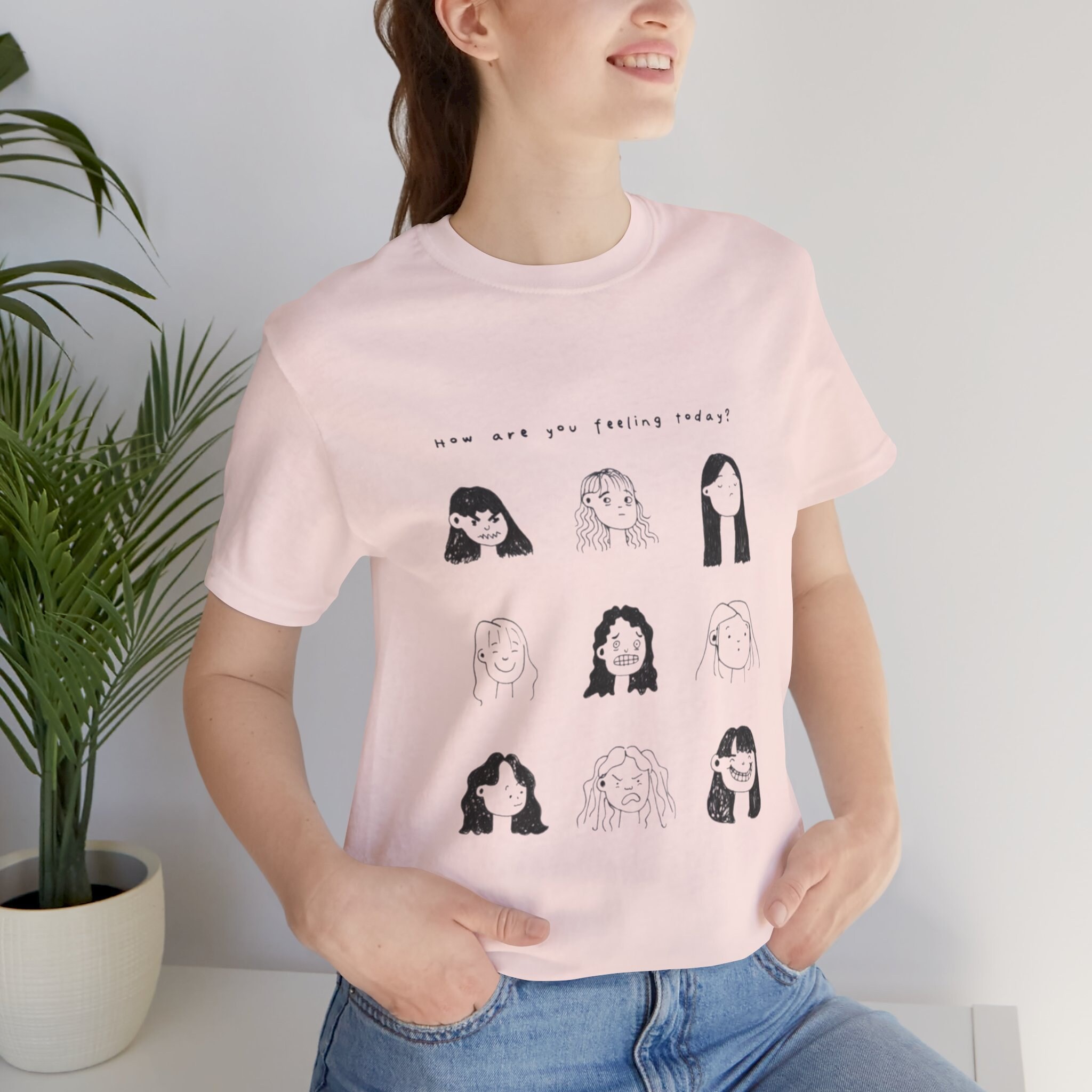 Chic Tee: Stylish Women's Vintage Graphic Shirt Trendy Retro Fashion ...