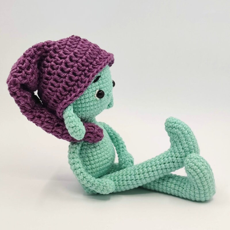 Crochet Elf Pattern: Louie the Pocket Elf, Crochet Amigurumi Pattern ...
