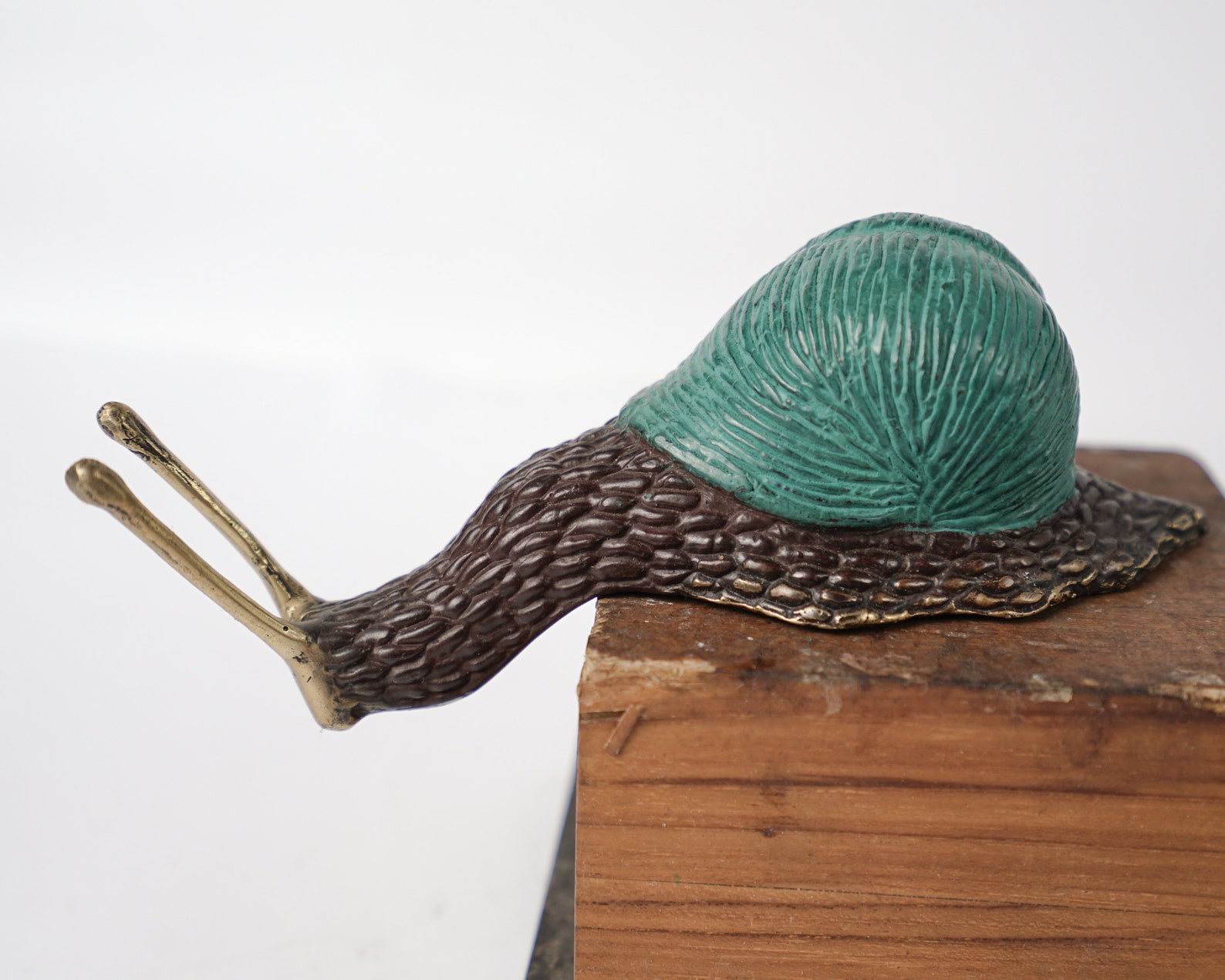2 SIZES Snail Statue Snail Figurine Home Decor House - Etsy