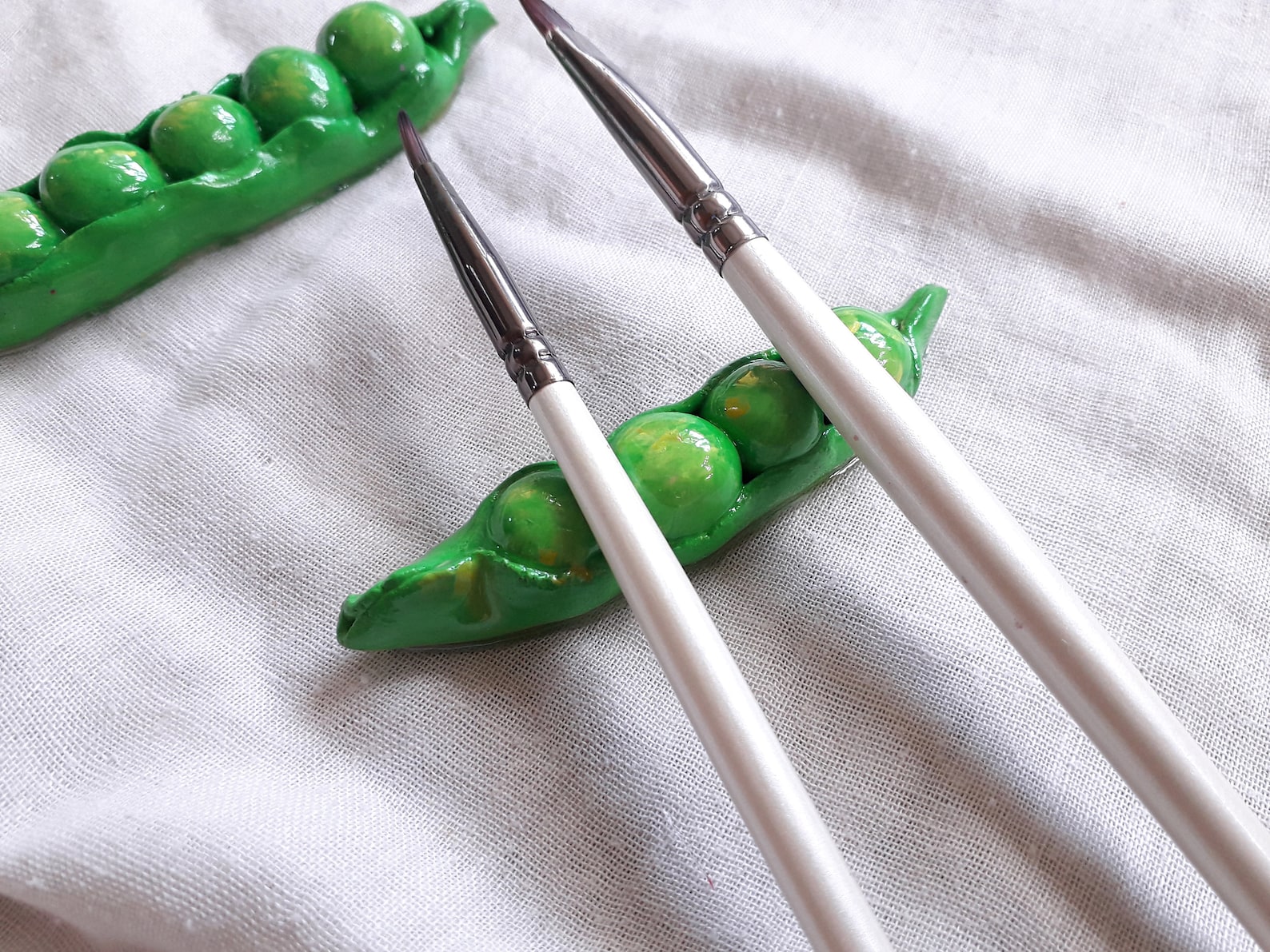 Brush Rest PEAS Paint Brush Rest for Artists Chopstick - Etsy