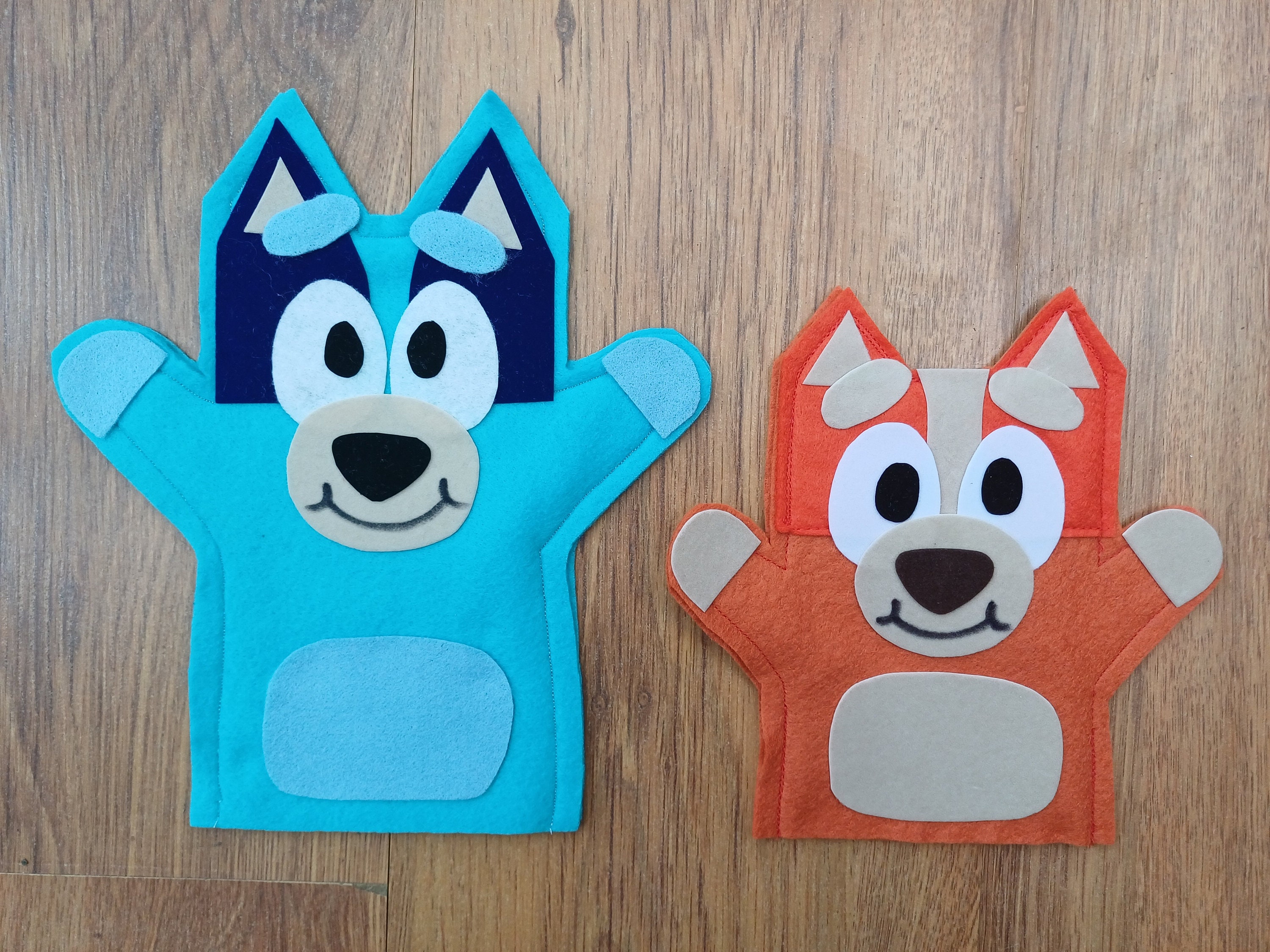 Bluey & Bingo Hand Puppets - Etsy
