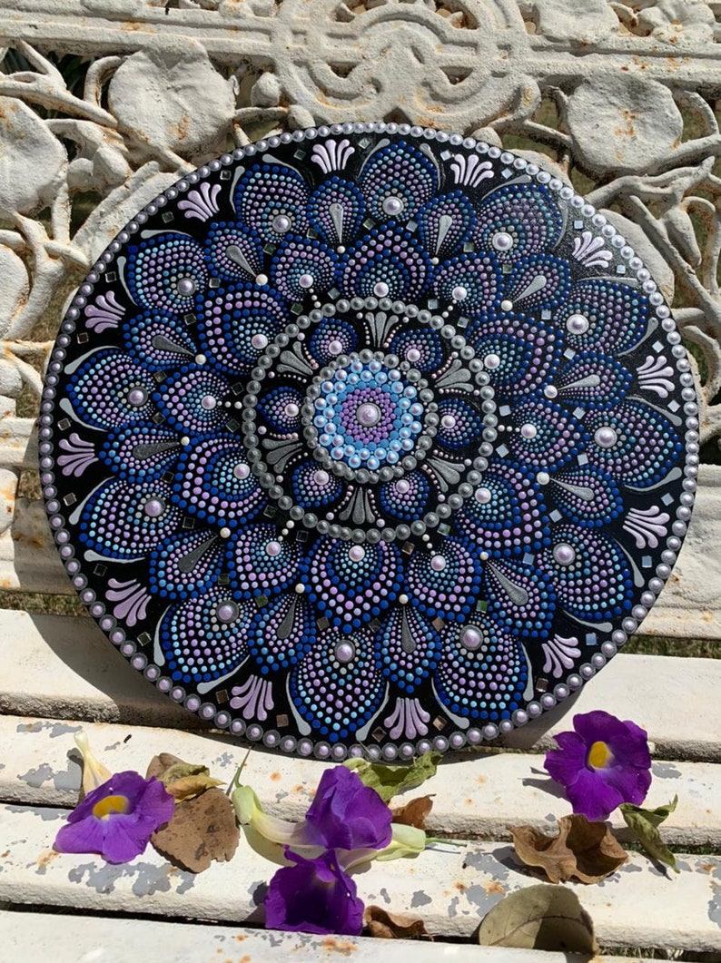 Mandalas Made With Pointillism Technique. Points of Love and Light! - Etsy