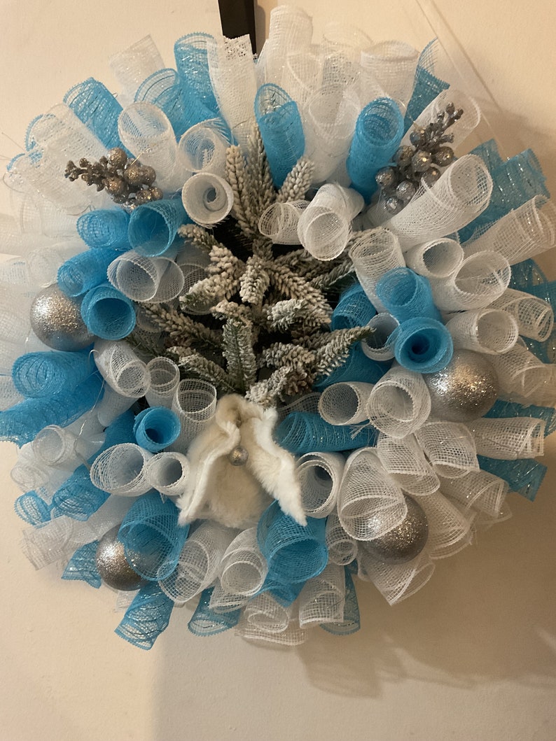 Winter Wonderland Blue & White Christmas Wreath - Etsy
