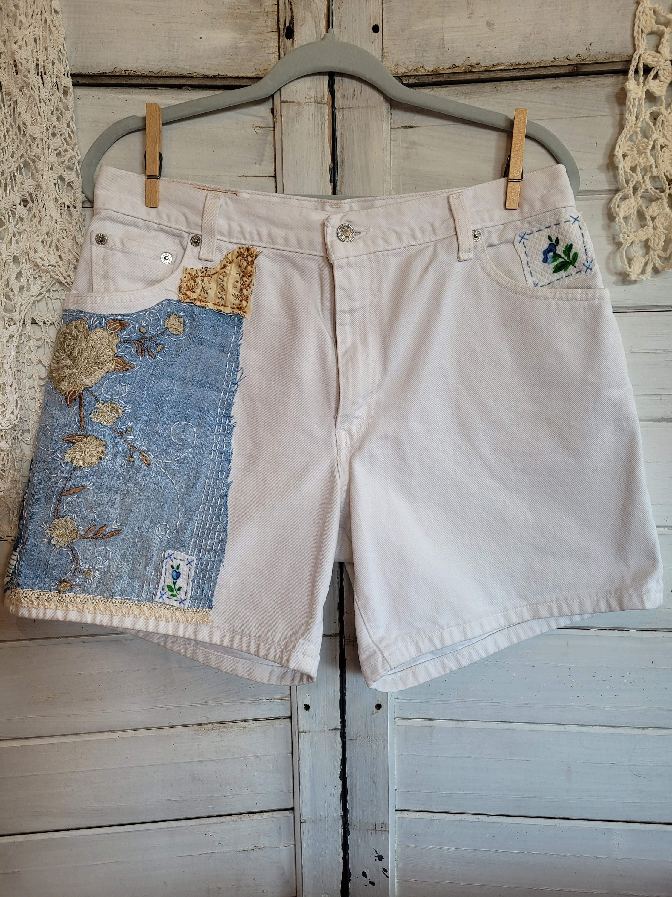 Women's Levi's White Denim Rose Upcycle Shorts, Size 14 MIS - Etsy