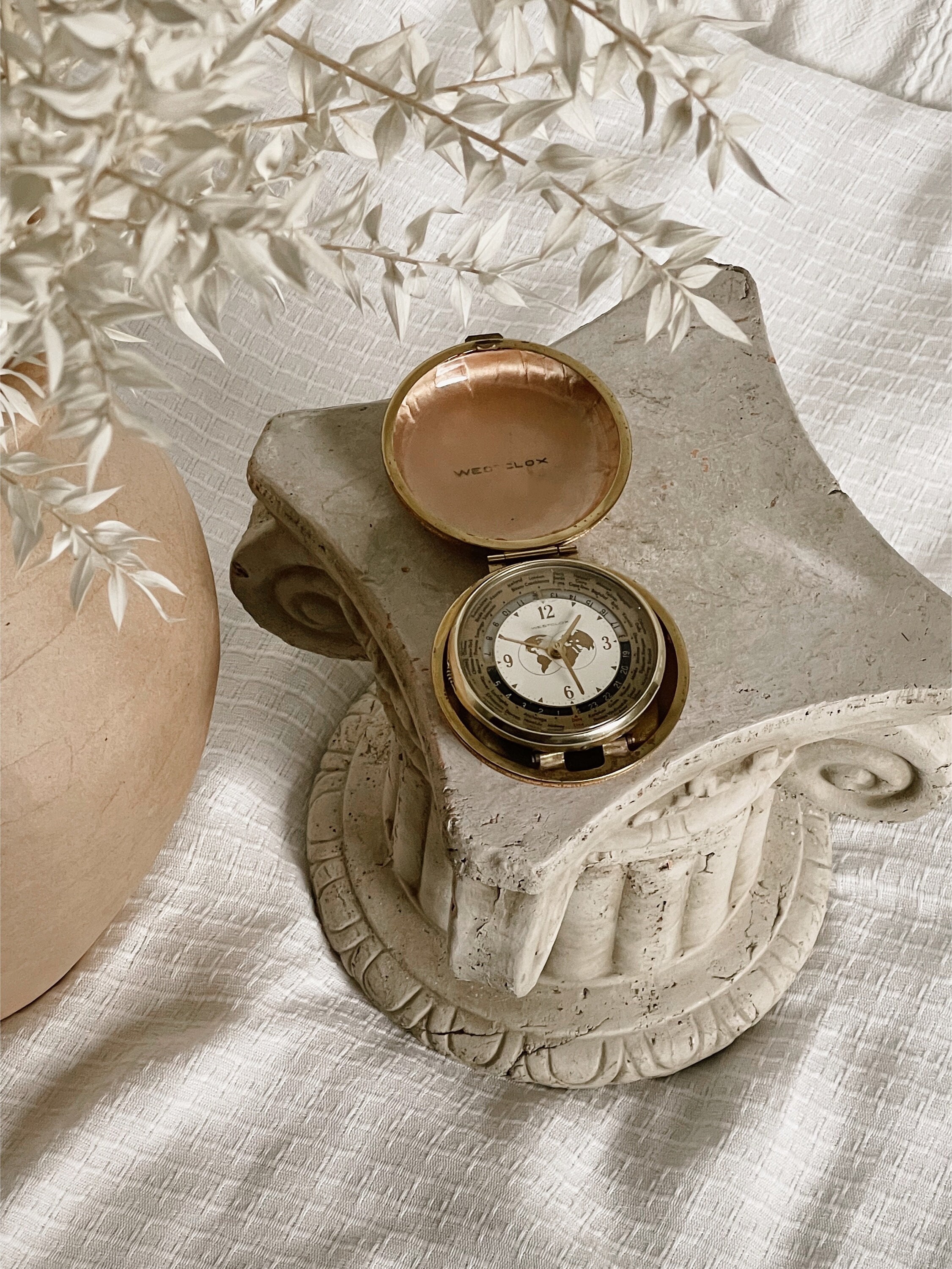 Vintage Travel Compass Alarm Clock - Etsy