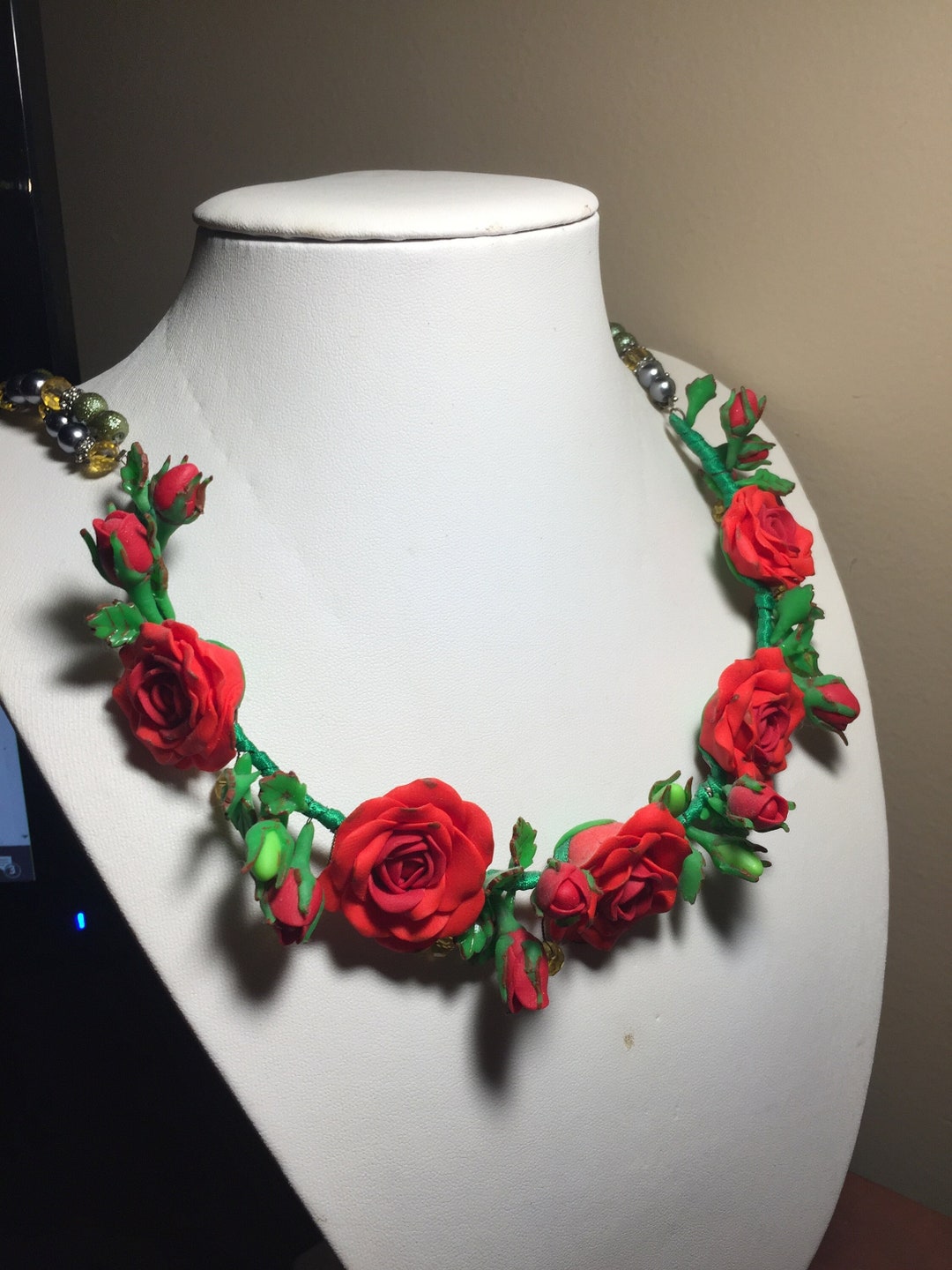 Red Roses Necklace High Quality Handmade Necklace Natural Hippie Cute ...