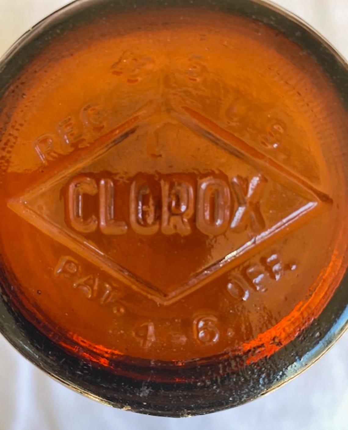 Vintage 1940s Amber Clorox Bottle 32 Oz. Embossed With CLOROX and 32 Oz. Around Neck. - Etsy