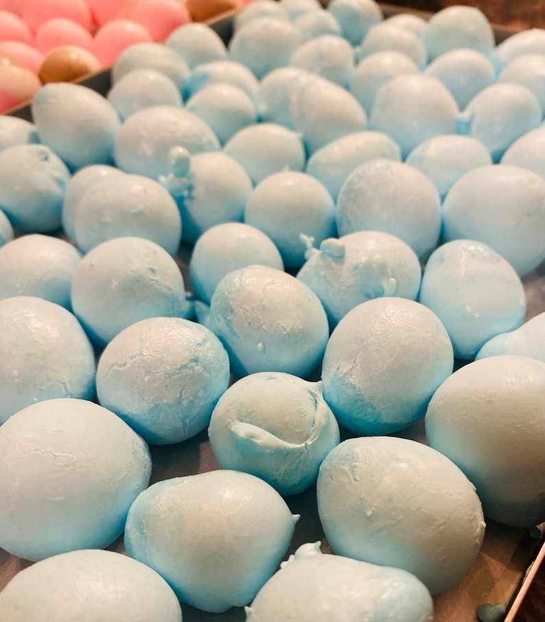 Freeze Dried Blue Raspberry Saltwater Taffy, Freeze Dried Candy, Space ...
